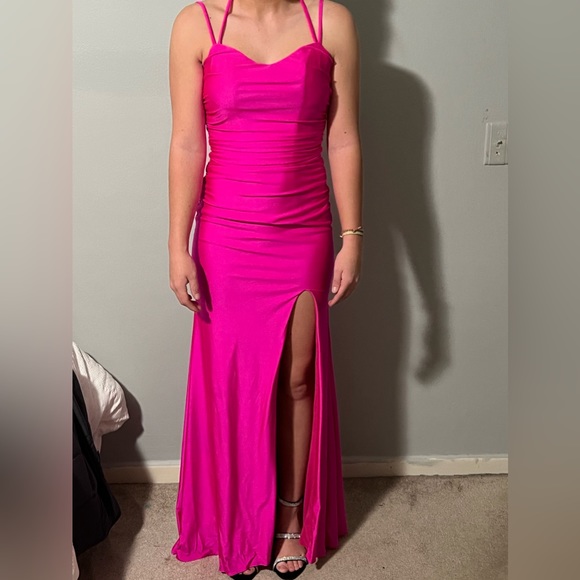 Dresses | Hot Pink Prom Dress Size 2 Model Is Typically A Size 4 So Id ...
